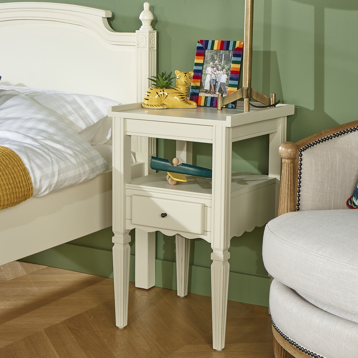 White coastal-style nightstand, 1 drawer