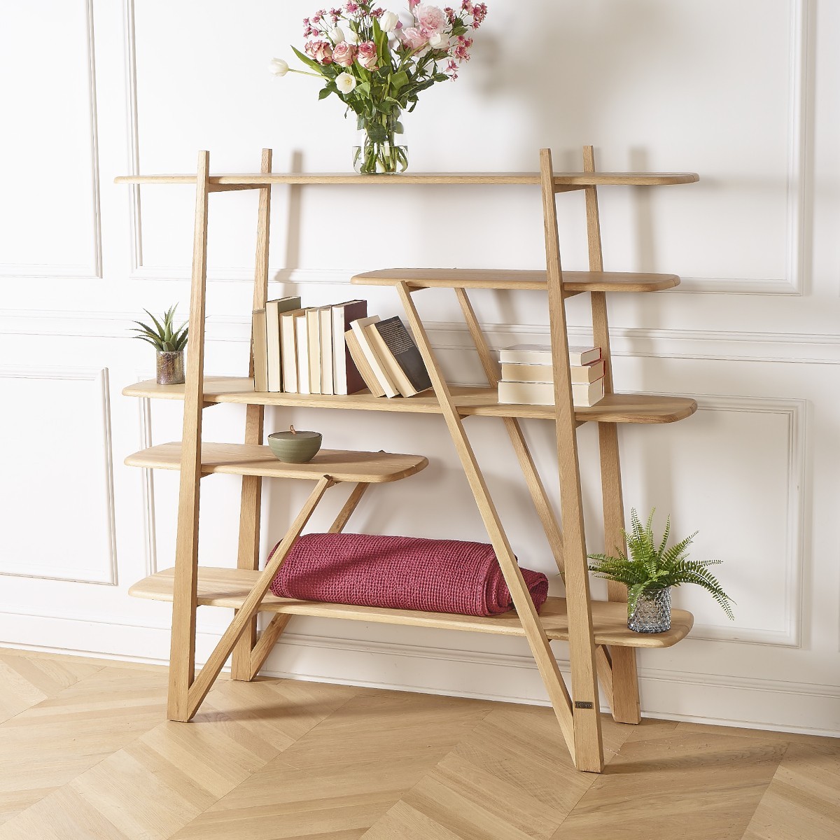 Contemporary style oak design shelf, 5 shelves