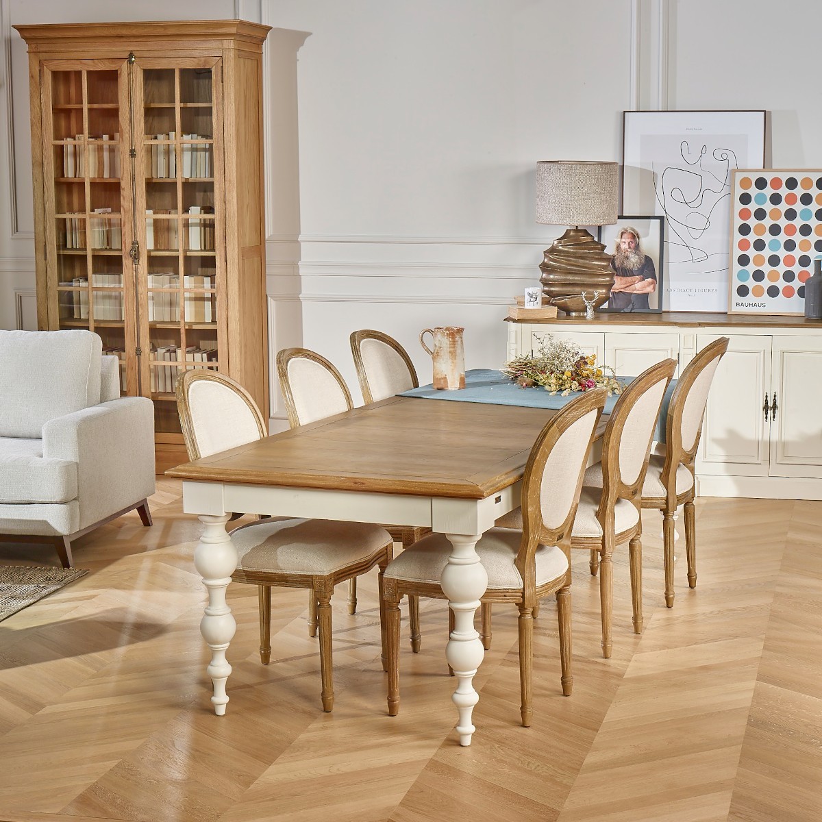 Mesa de comedor modular estilo Shabby chic en roble, 12 cubiertos
